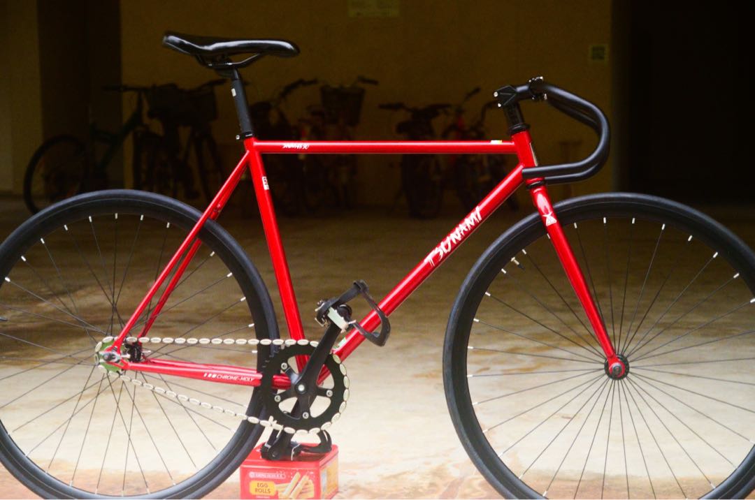 *PRICE DROP!* Tsunami 4130, Bicycles & PMDs, Bicycles, Fixies on Carousell