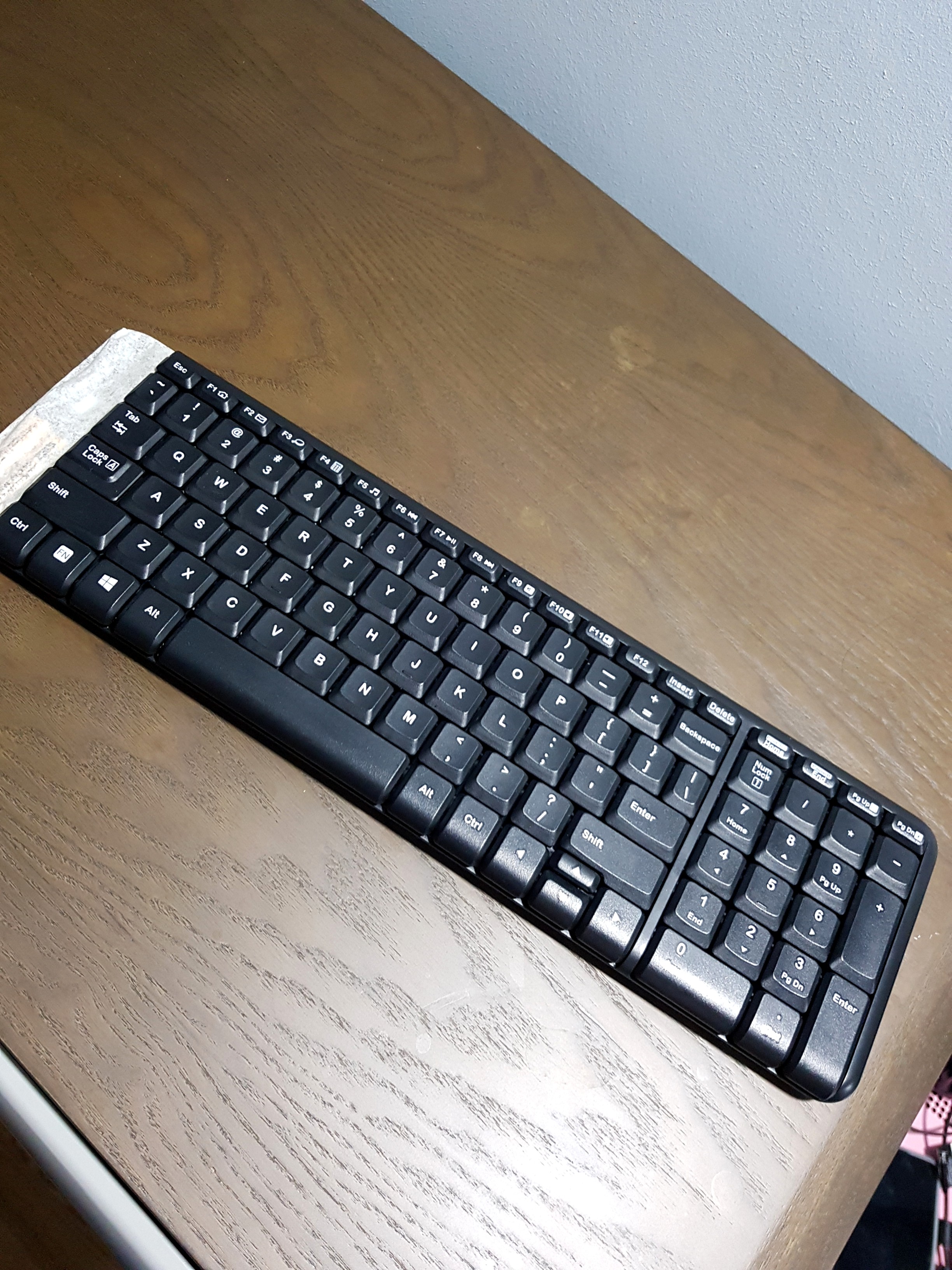 Logitech k220 wireless keyboard, Electronics, Computer Parts ...