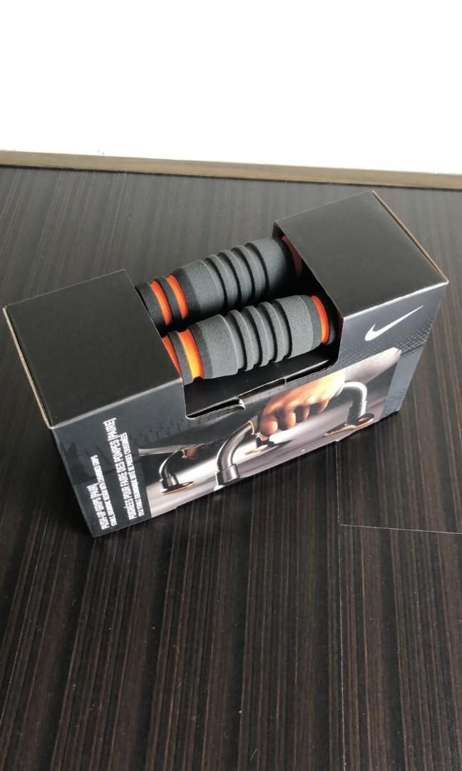 Nike push up grip, Sports Equipment, Exercise & Fitness, Toning ...