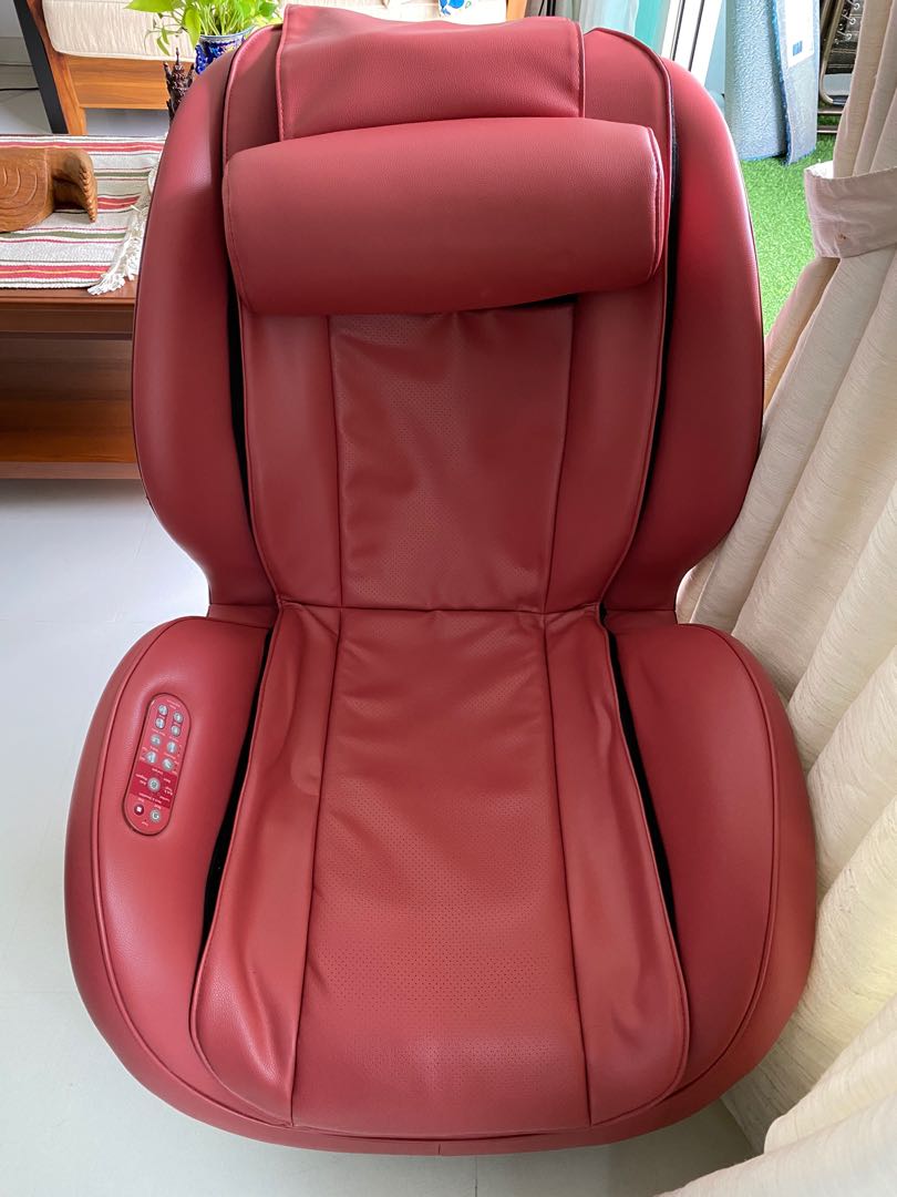 Osim Udivine mini, Furniture & Home Living, Furniture, Chairs on Carousell