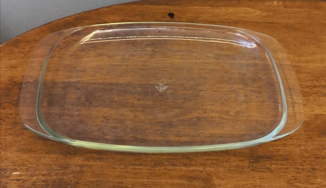 Pyrex jaj glass tray, Furniture & Home Living, Kitchenware & Tableware ...