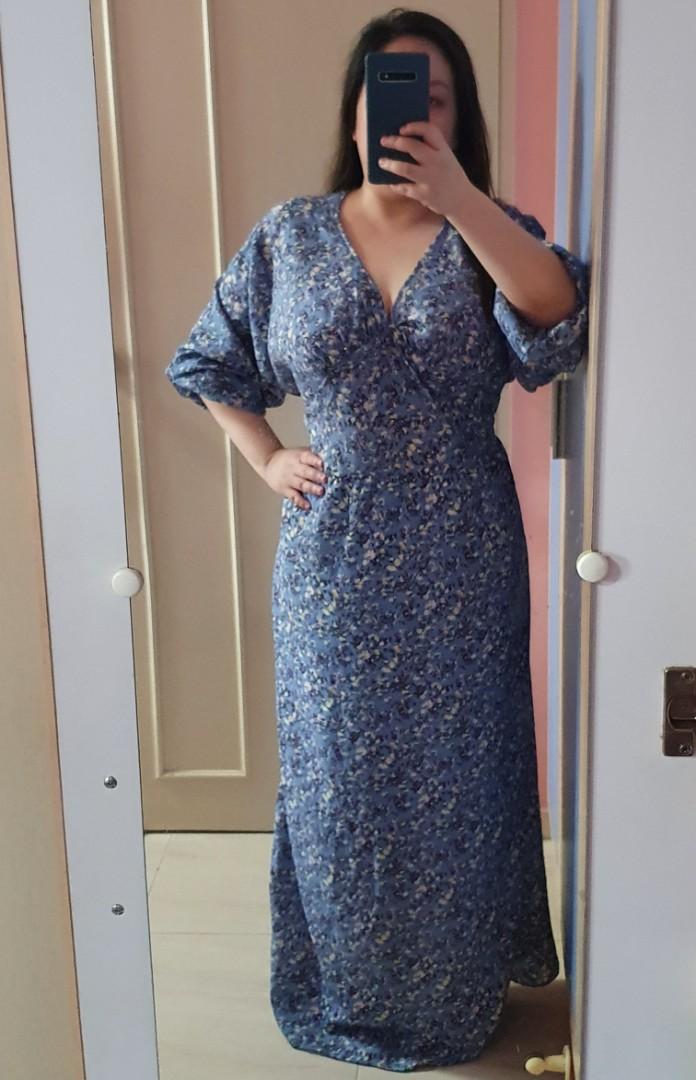 V Neck Long Dress (Ptp 65cm), Women's Fashion, Clothes, Dresses ...