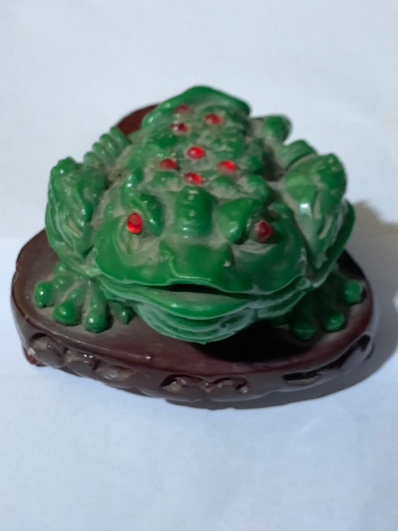 Vintage Frog Figurine, Hobbies & Toys, Memorabilia & Collectibles ...