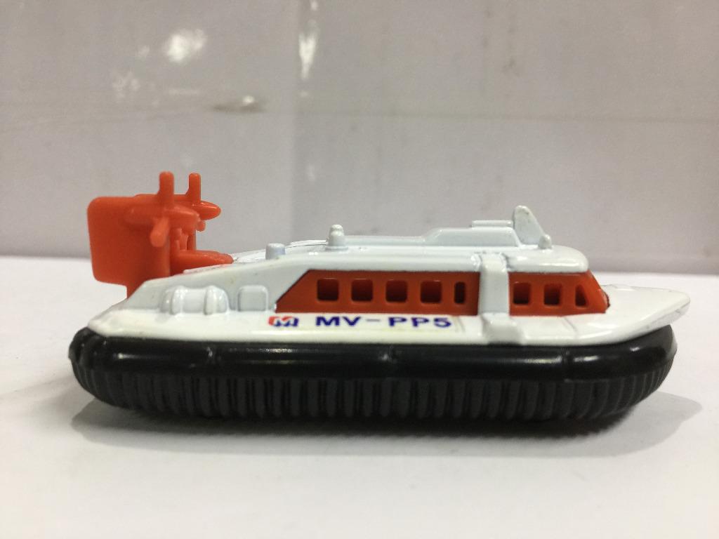 VINTAGE TOMICA 93 MITSUI ZOSEN HOVERCRAFT MV-PP5 MADE IN JAPAN (PIU20), 興趣及遊戲, 玩具 & 遊戲類 - Carousell