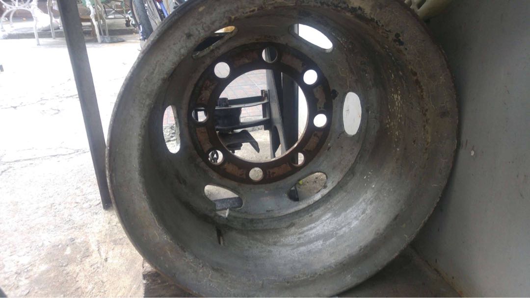 10 Ten Wheeler Truck Tire Rim, Car Parts & Accessories, Mags and Tires ...