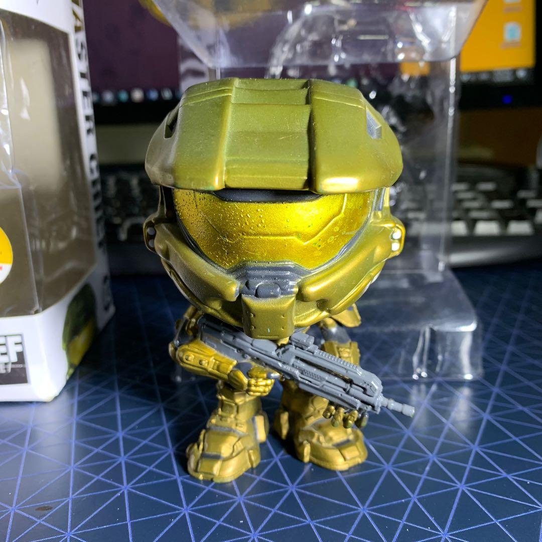 Funko Pop Halo - Gold Master Chief Blockbuster Exclusive, Hobbies ...