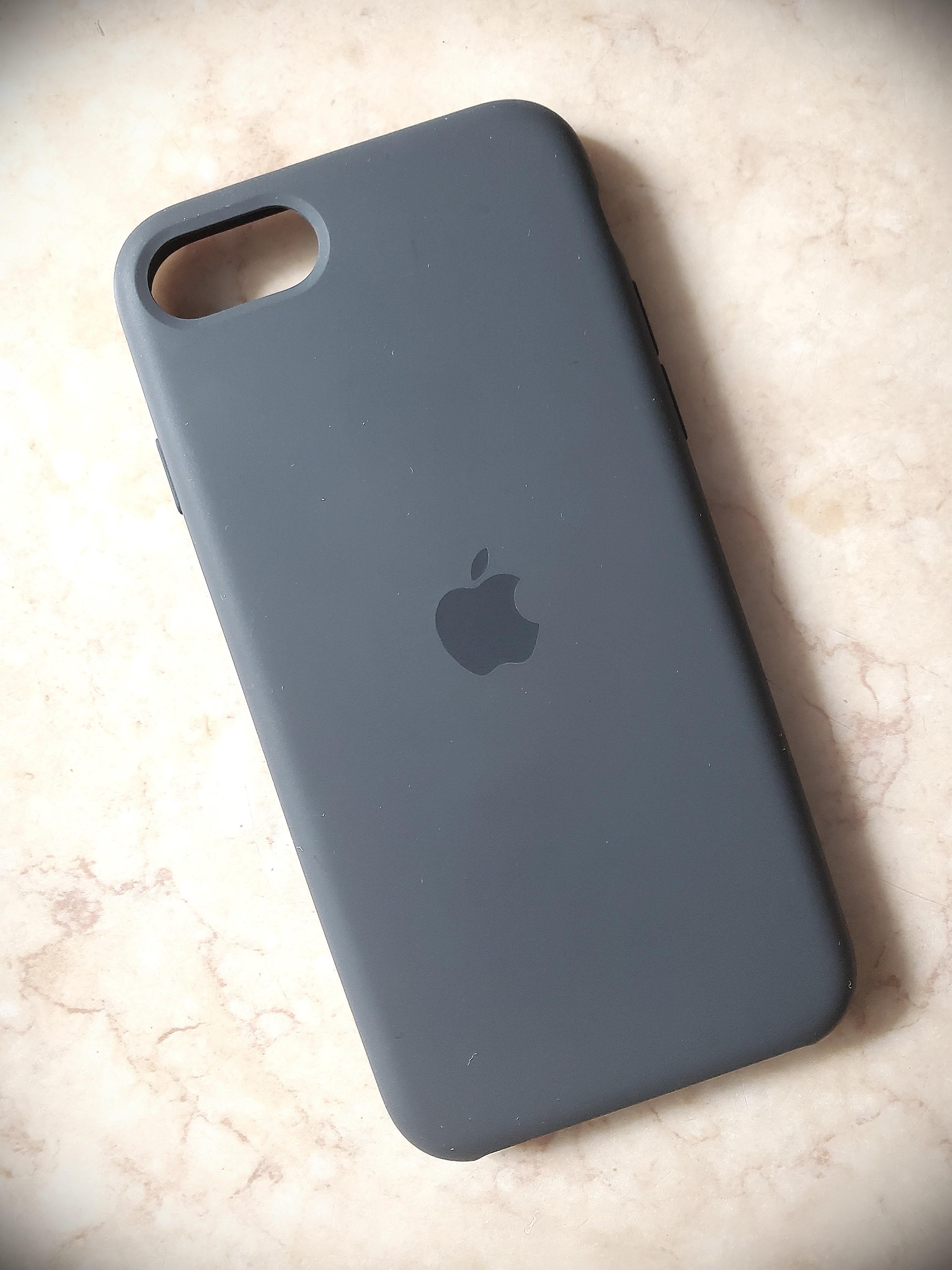 全新iPhone SE Apple Silicon Case, 手提電話, 手機, iPhone, iPhone 8 系列 - Carousell