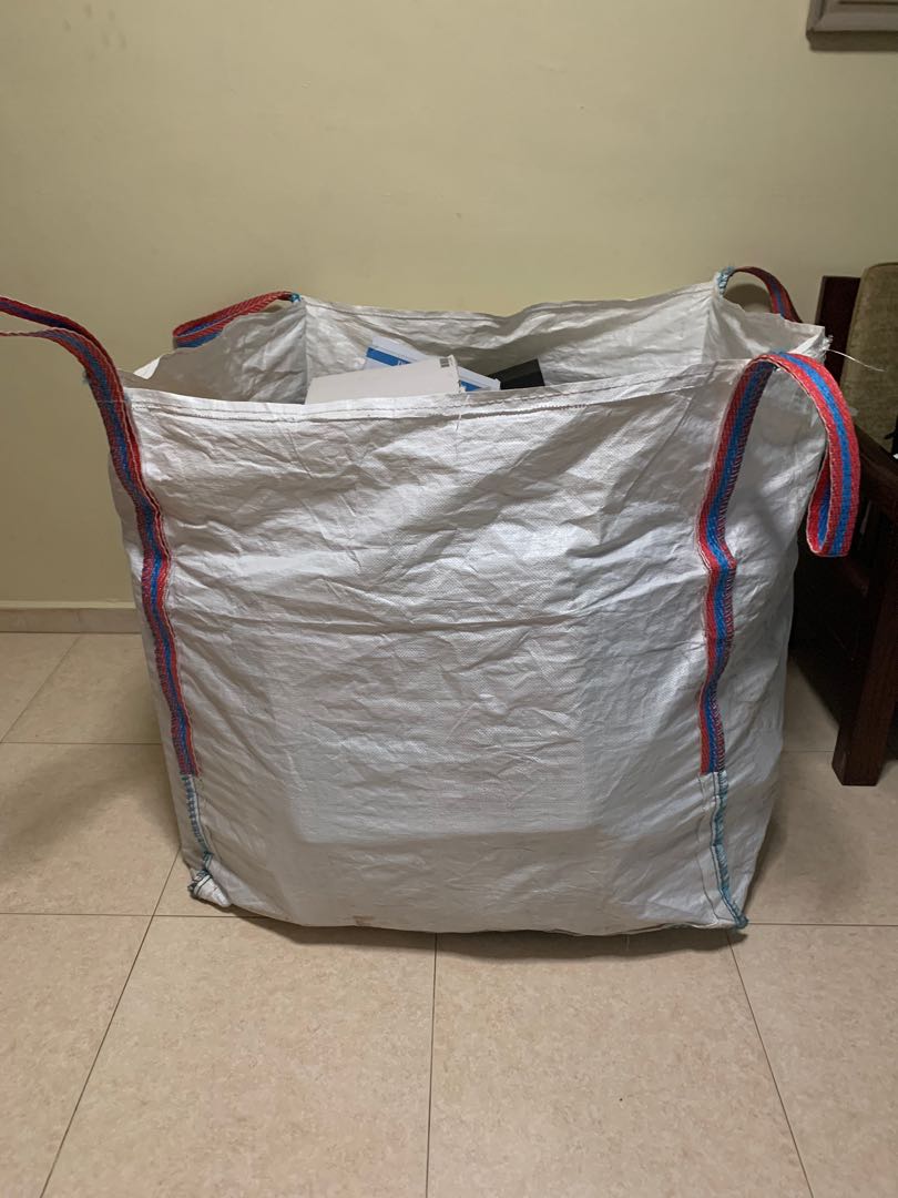 Jumbo bag / Electronic Bundle, Electronics, Others on Carousell