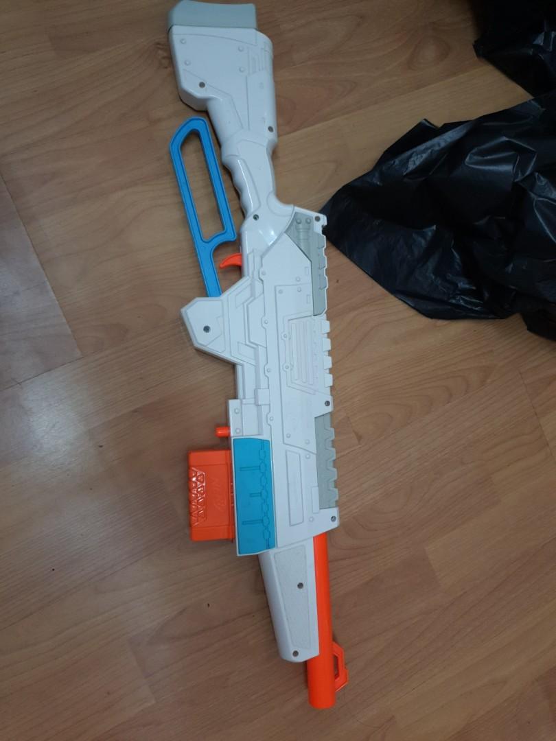 Selling a buzz bee sentinel nerf compatible, Hobbies & Toys, Toys ...
