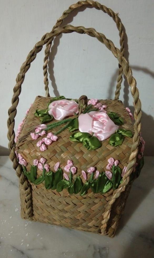 Tas purun cantik / bakul cantik, Desain & Kerajinan Tangan, Barang ...