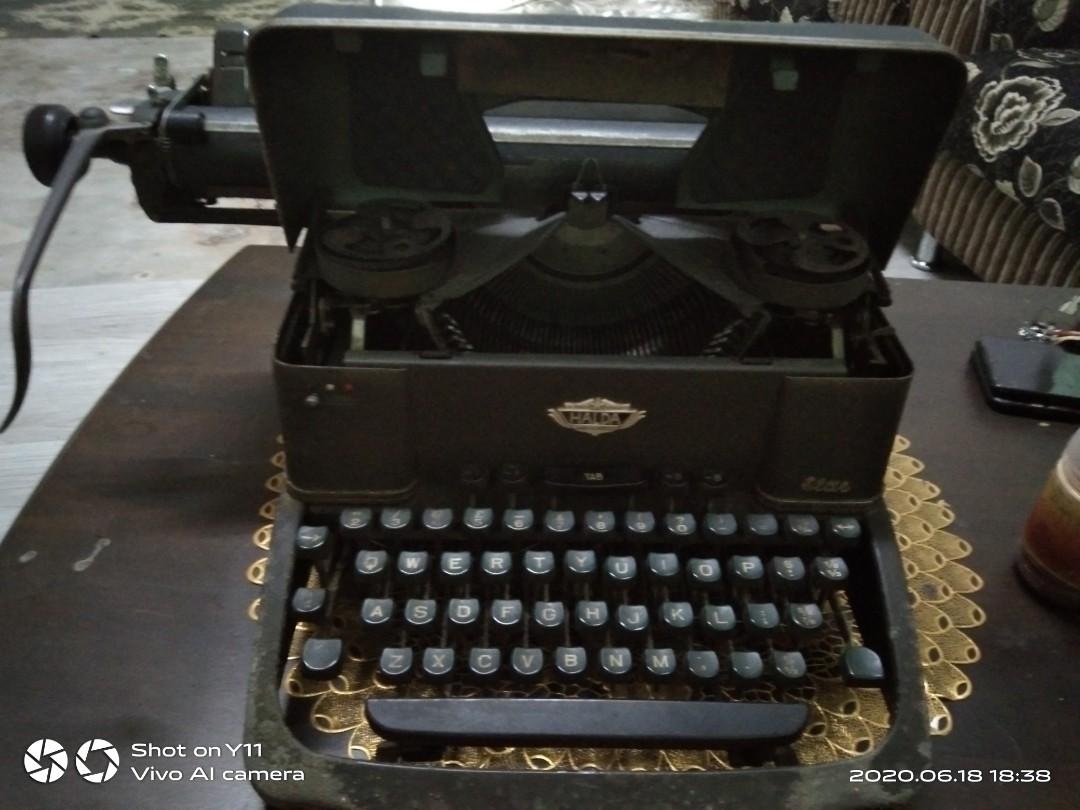 typewriter Halda star 1954, Hobbies & Toys, Collectibles & Memorabilia ...