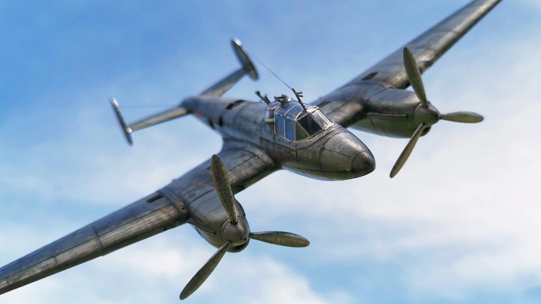 1/72 Petlyakov Pe-2, Peshka "Unknown Unit" HOBBY BOSS, 興趣及遊戲, 玩具 & 遊戲類 ...