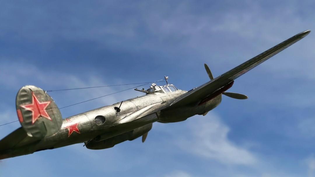 1/72 Petlyakov Pe-2, Peshka "Unknown Unit" HOBBY BOSS, 興趣及遊戲, 玩具 & 遊戲類 ...