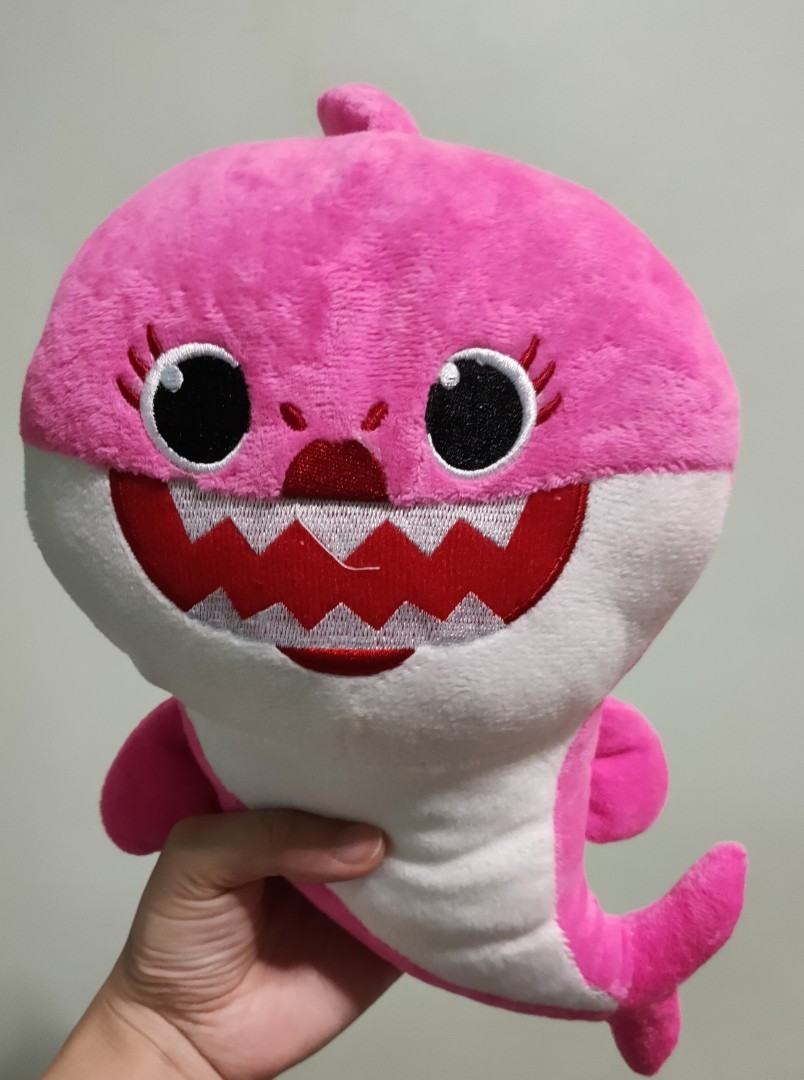 BN Pinkfong Baby Shark stuff soft toy with Led n Music, Hobbies & Toys ...