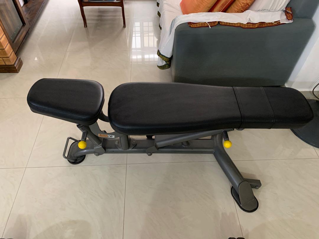 Commercial heavy duty gym bench, Sports Equipment, Exercise & Fitness ...