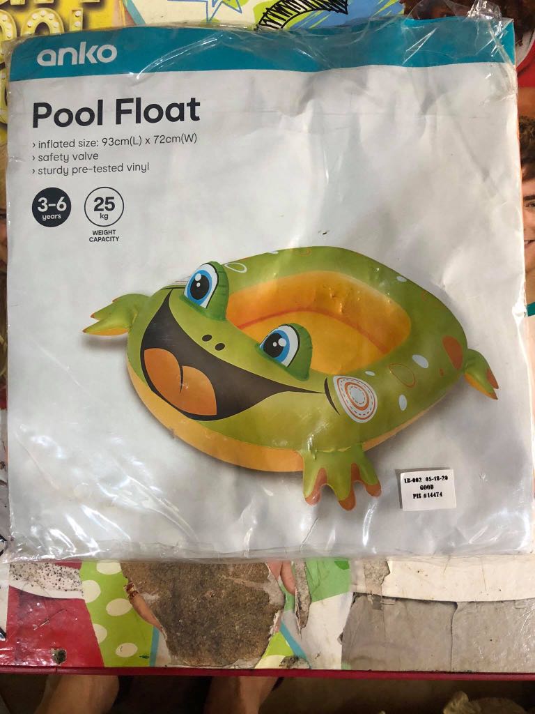 Frog Pool Float, Furniture & Home Living, Cleaning & Homecare Supplies ...