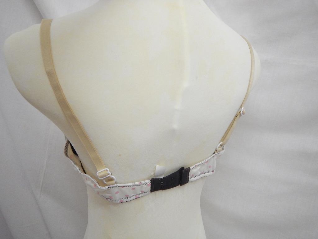 MY 大 BRA Size 38C/85C 粉紅色圓點 ~白色性感Lace邊~舒適肩帶~鋼圈~立體無縫罩杯~時款舒適性感胸圍 $49 (免郵費 ...