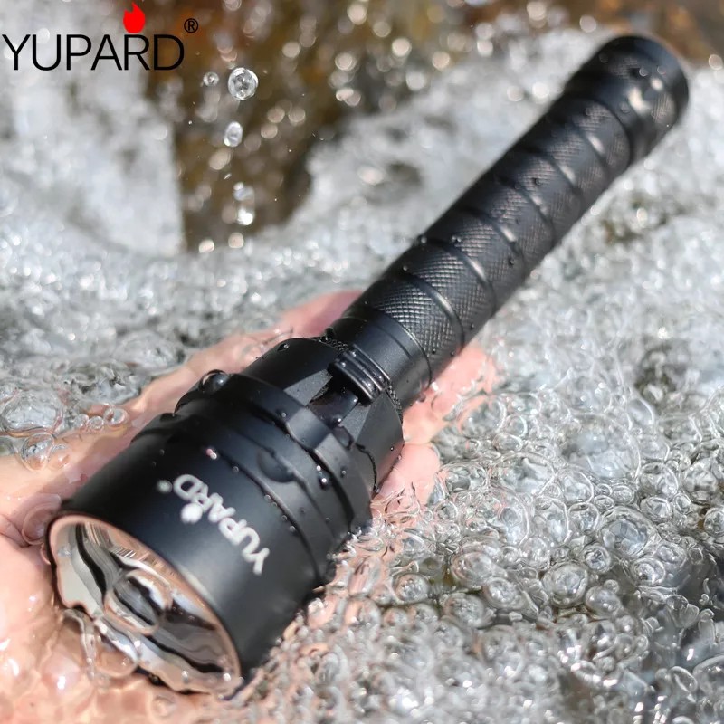 200m underwater torch light, Everything Else on Carousell