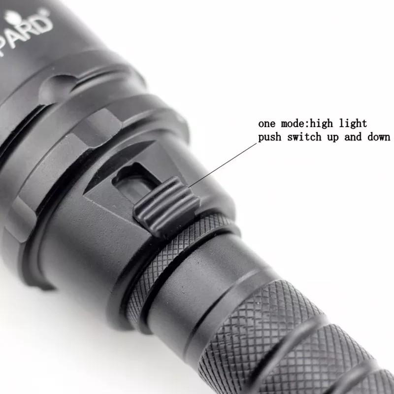 200m underwater torch light, Everything Else on Carousell
