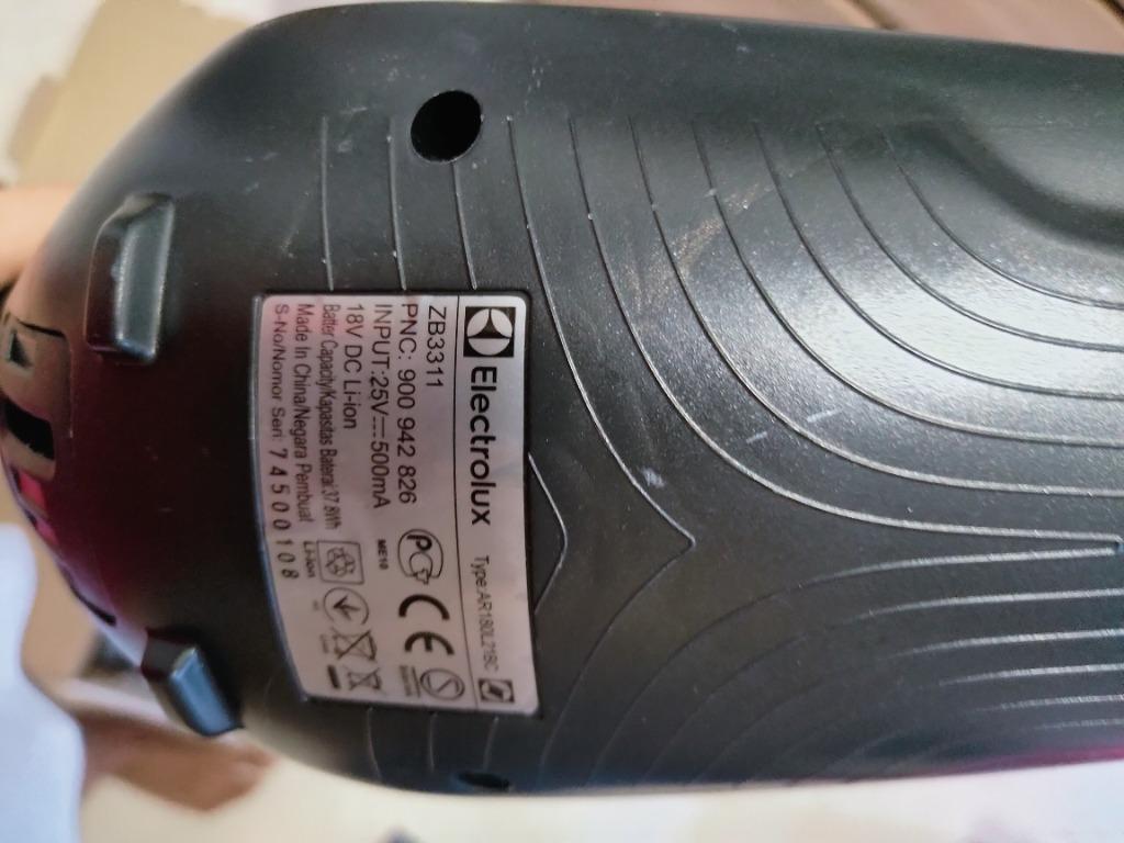 Electrolux Ergorapido Vacuum ZB3311, TV & Home Appliances, Vacuum ...