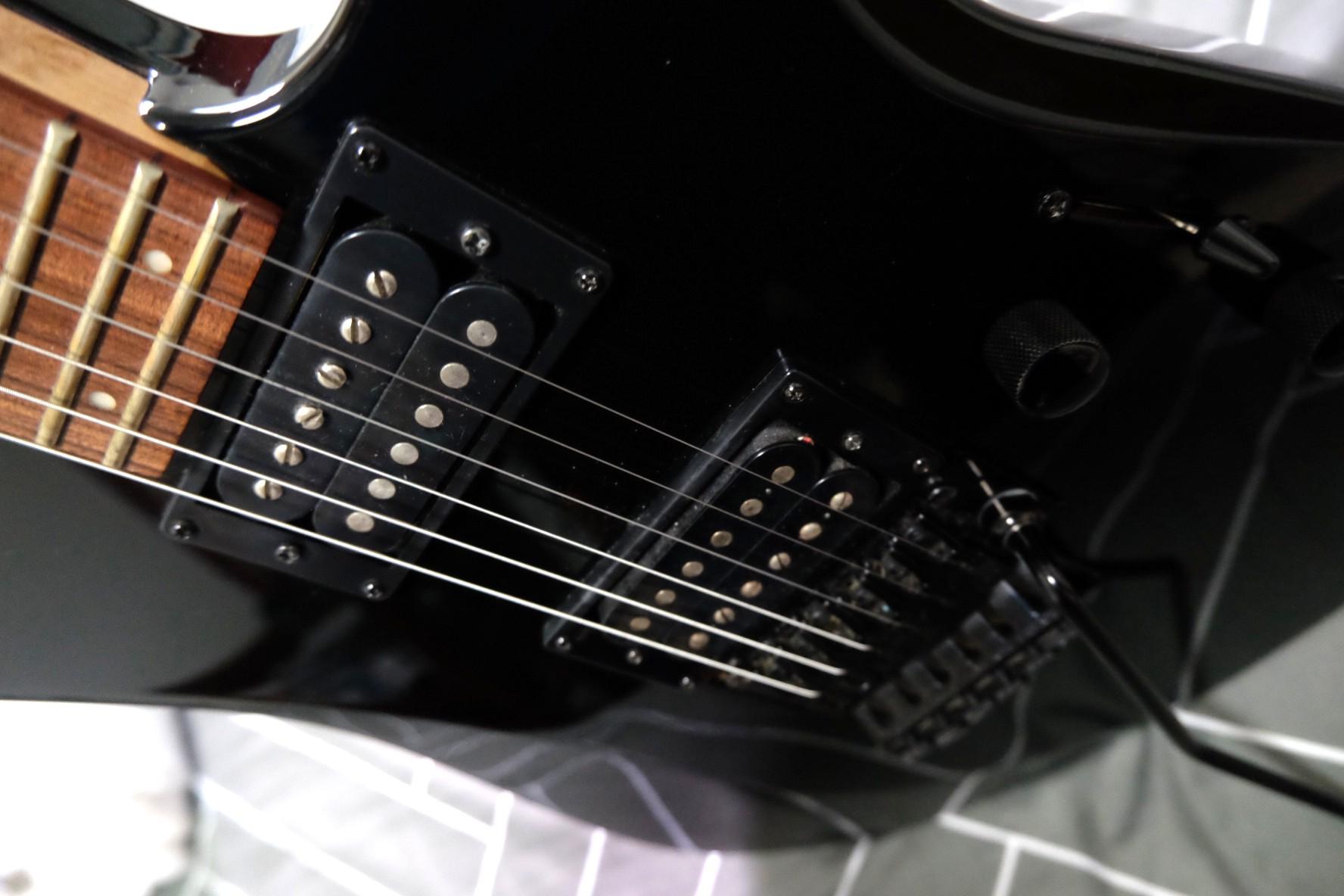 fernandes revolver x mij 24 fret floyd rose guitar, Hobbies & Toys ...