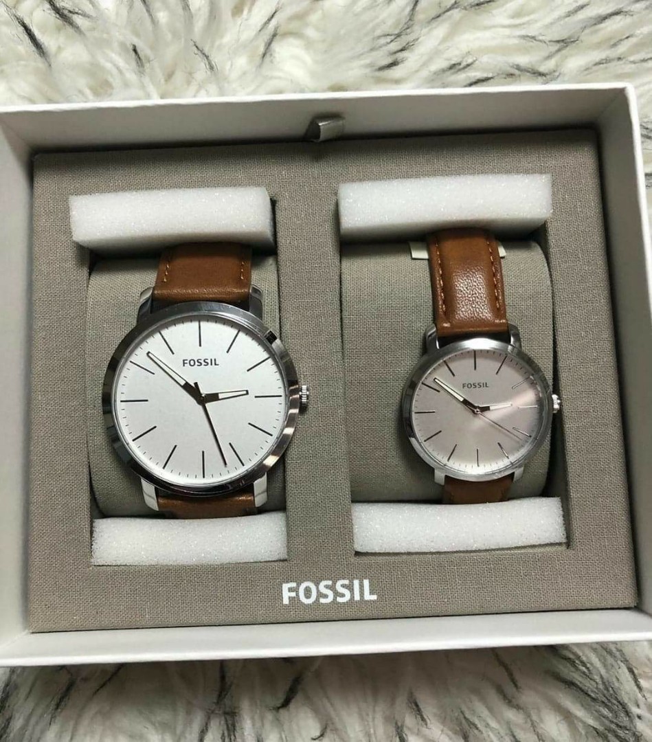 FOSSIL COUPLE WATCH SET, Luxury, Watches on Carousell