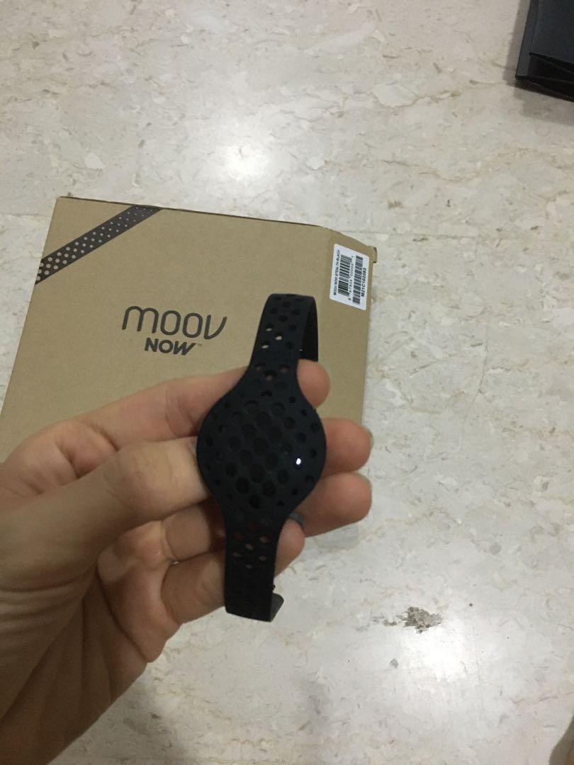 FREE MOOV FITNESS TRACKER, Free Items on Carousell