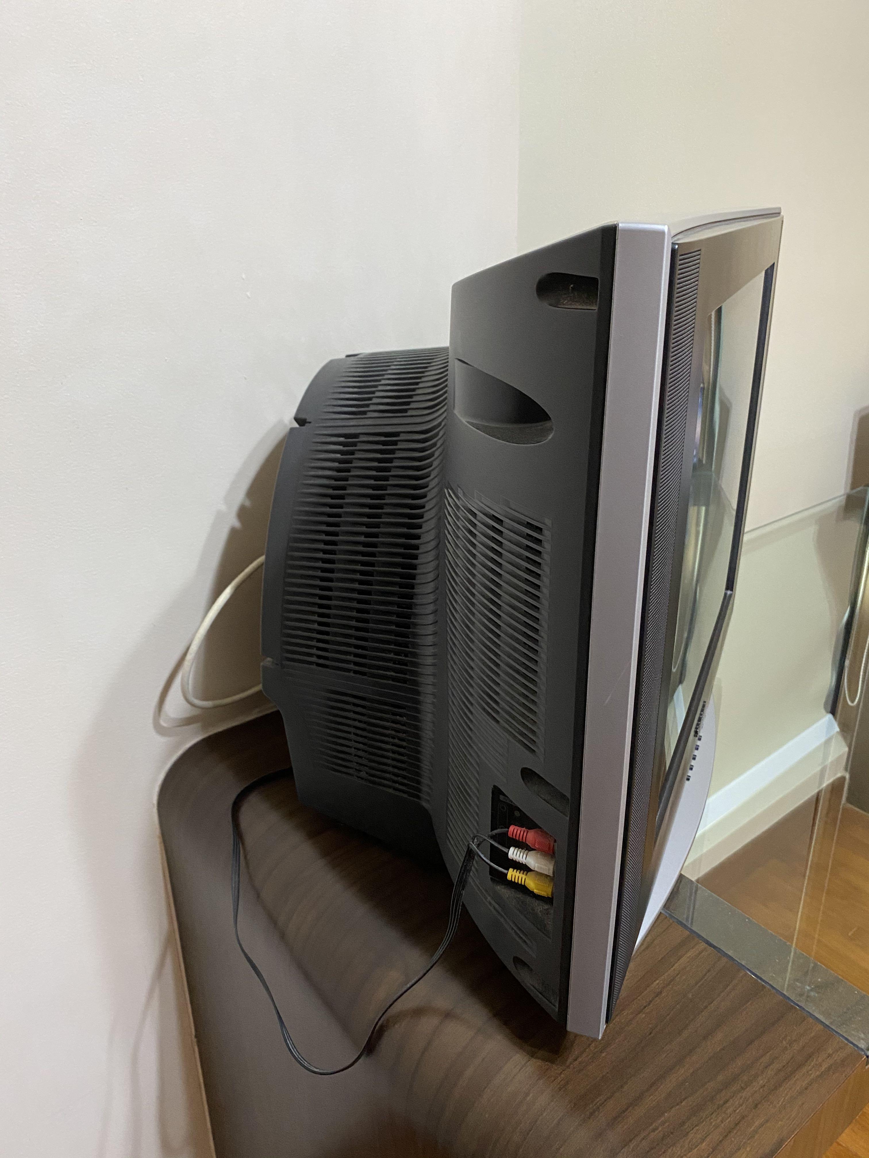 Samsung 20 Inch TV, TV & Home Appliances, TV & Entertainment, TV on ...