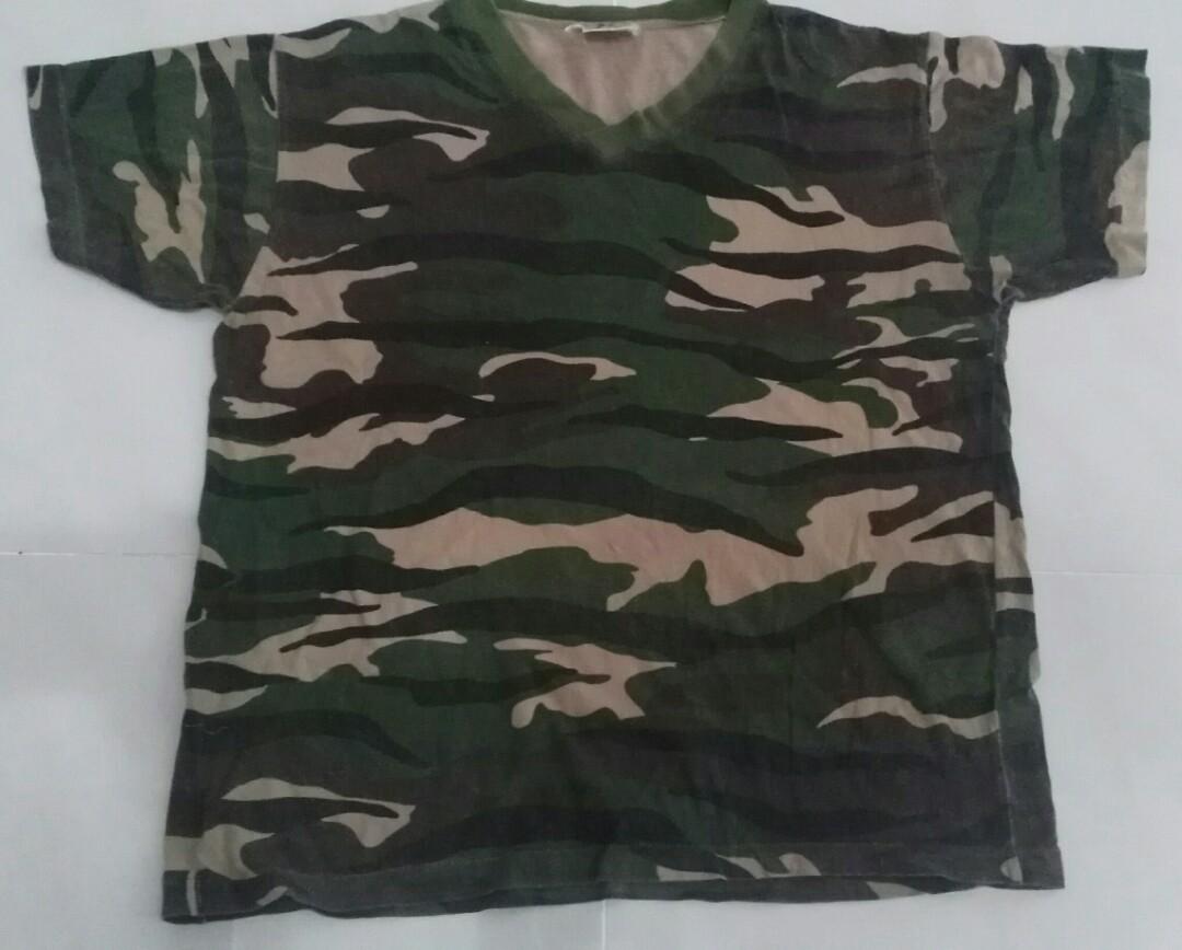 vintage askar melayu baju camo, Men's Fashion, Tops & Sets, Tshirts ...