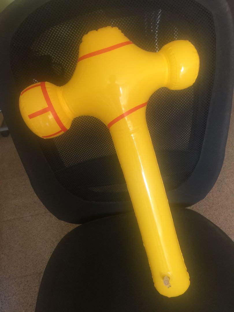 Workers Hammer inflatable, Hobbies & Toys, Stationery & Craft, Craft ...