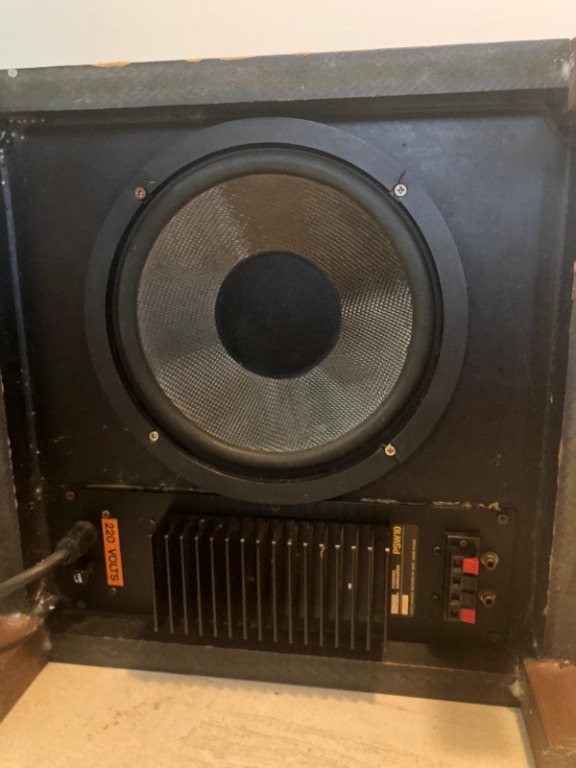 Altec subwoofer, 興趣及遊戲, 音樂、樂器 & 配件, 樂器配件 - Carousell