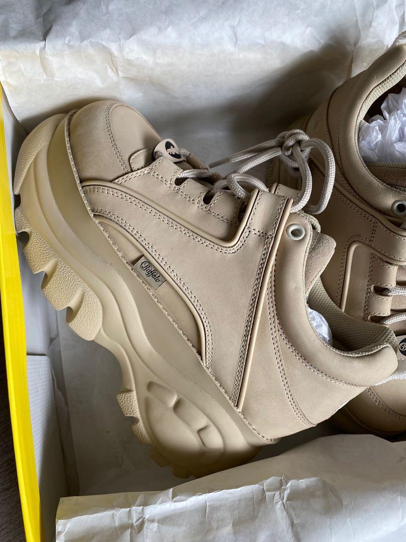 Buffalo London Classic Kicks Sneakers in Cream, Women's Fashion ...