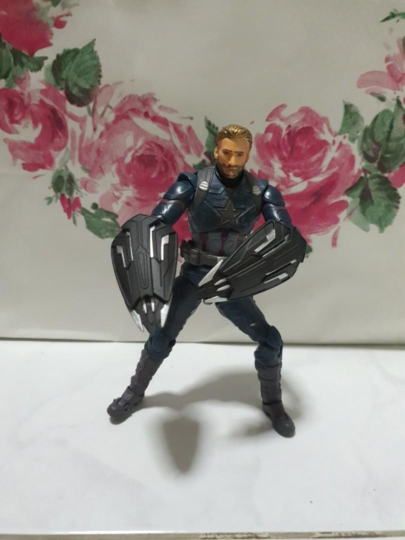 Captain America's Shield (Wakanda Ver.) FREE Figurine! (In Pic ...