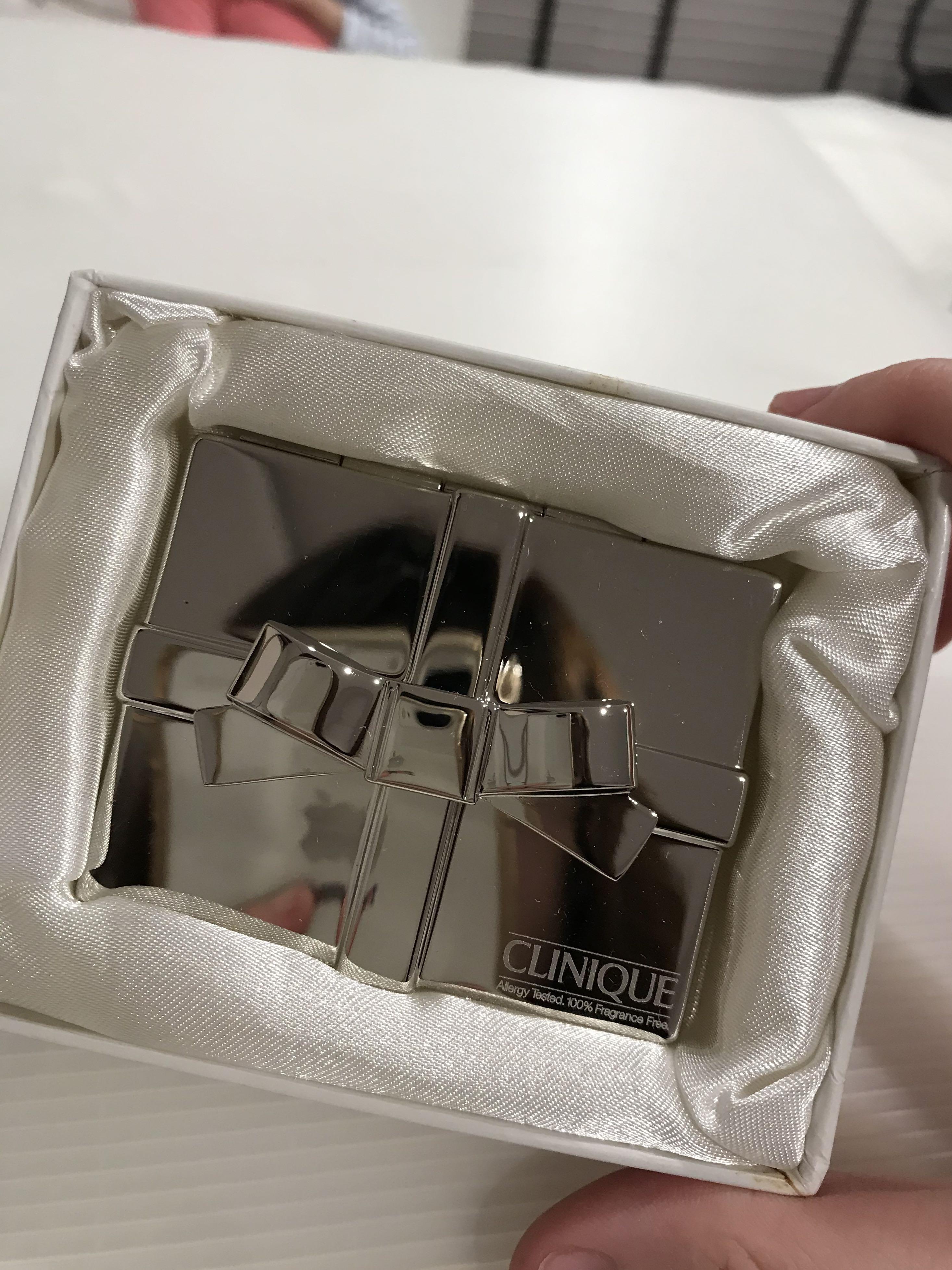 clinique mirror, Health & Nutrition, Face Masks & Face Shields on Carousell