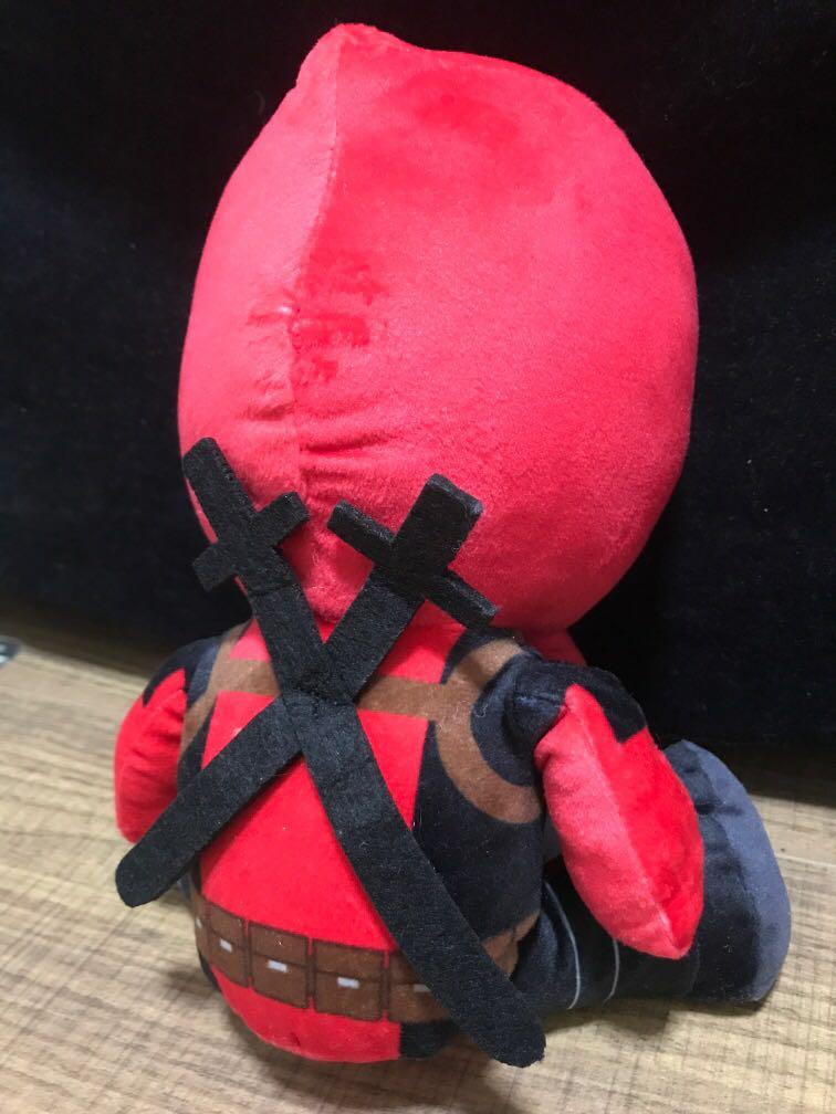 Marvel Soft Toy - Deadpool, 玩具 & 遊戲類, 毛公仔 - Carousell