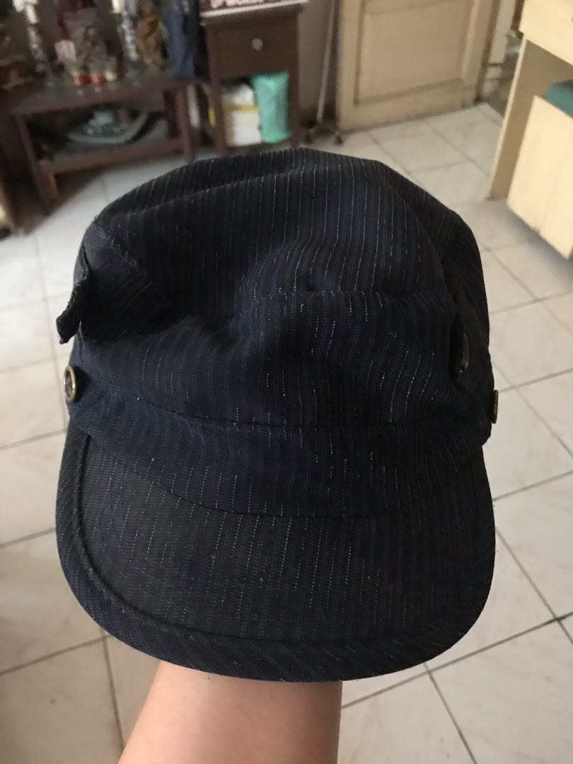 OXYGEN CAP, Women's Fashion, Watches & Accessories, Hats & Beanies on ...