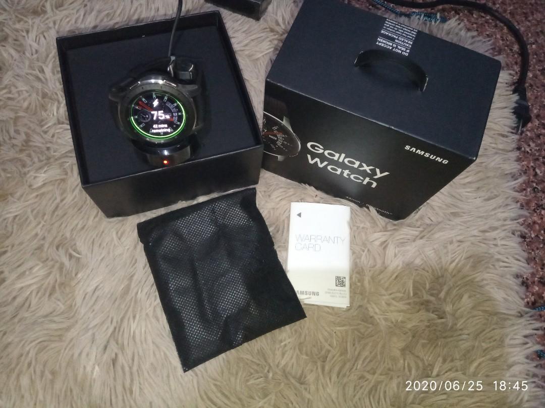Samsung galaxy watch SM-R800, Men's Fashion, Watches & Accessories ...