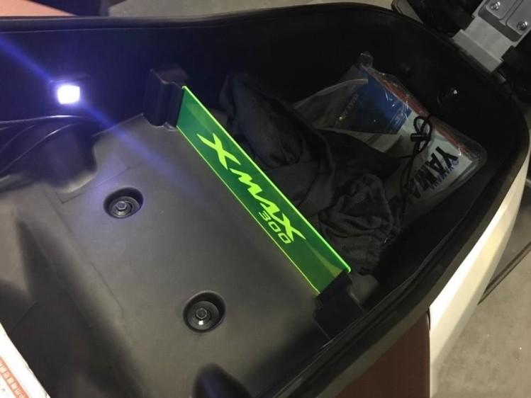 XMAX storage divider compartment divider Yamaha X-max 300 400 ...