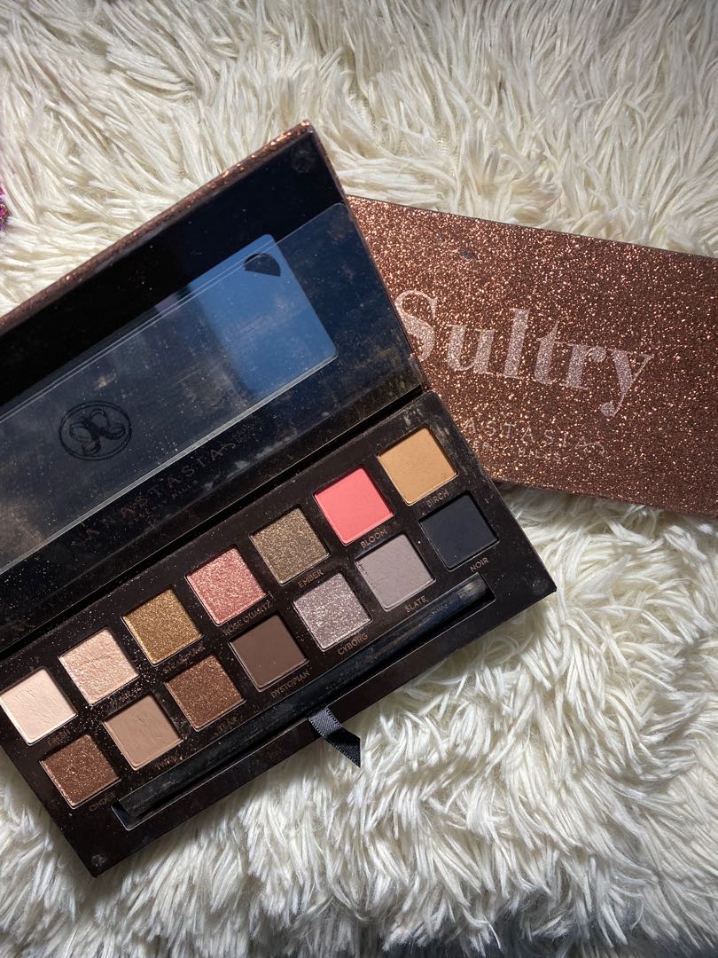 ABH Sultry Palette, Beauty & Personal Care, Face, Makeup on Carousell