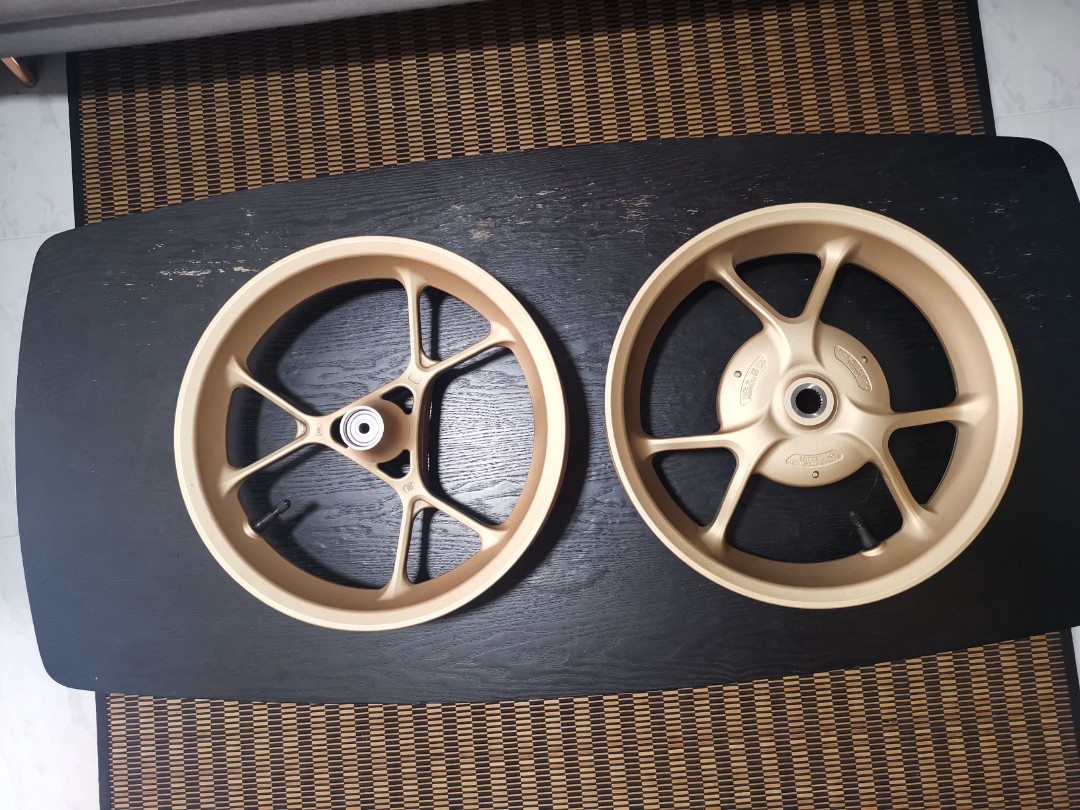 Aerox rim, Motorcycles, Motorcycle Accessories on Carousell