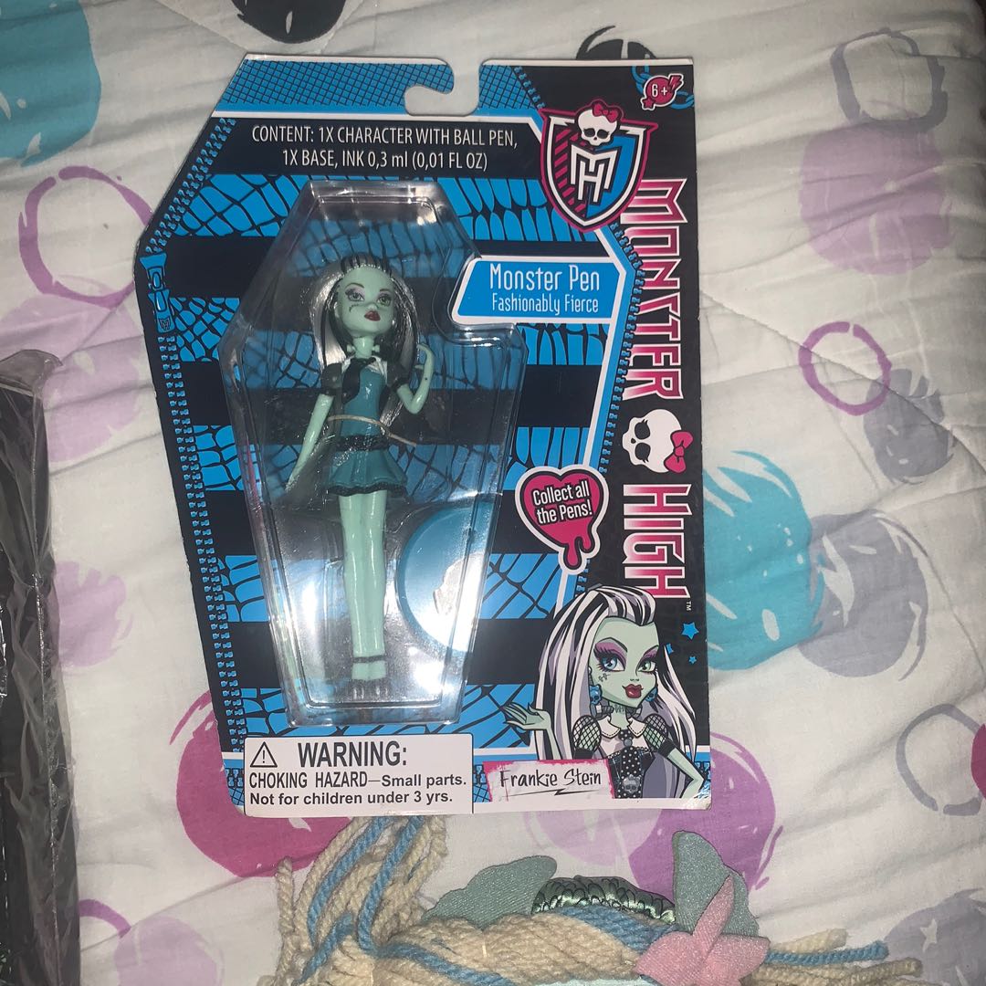 Monster High Frankie Stein Doll Pen, Hobbies & Toys, Toys & Games on ...