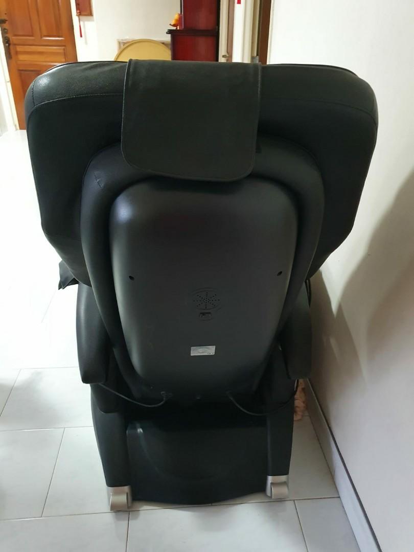 OSIM MASSAGE CHAIR OS-7803 iMEDIC PRO, Furniture & Home Living ...