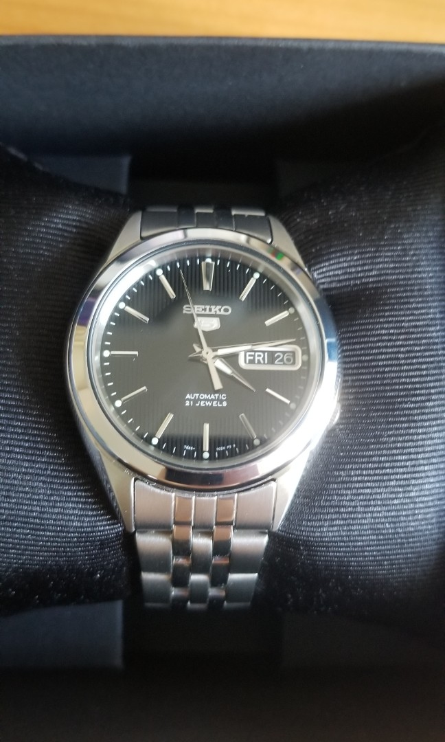Seiko 5 snkl83, Men's Fashion, Watches & Accessories, Watches on Carousell