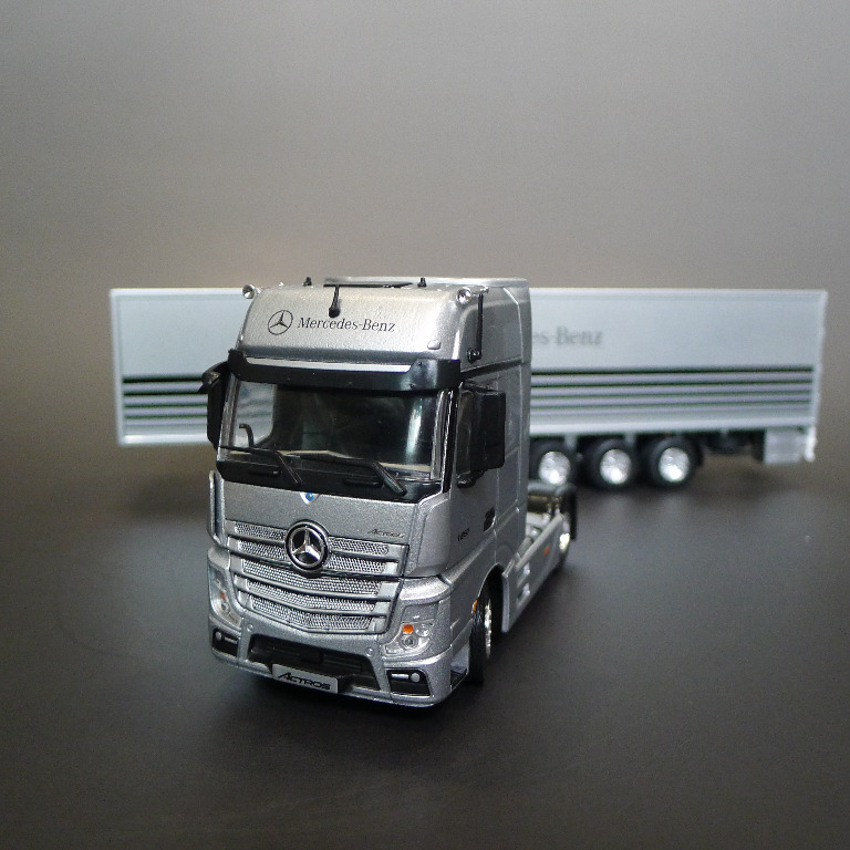 1:50 Diecast Mercedes Benz Actros MP4 1851 prime mover model with ...