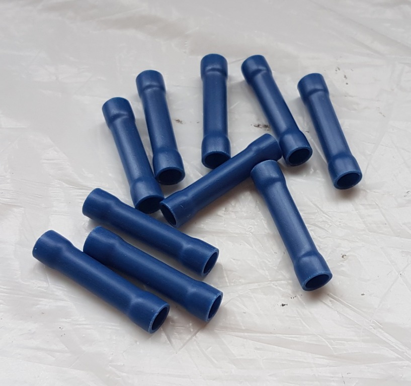 Fully insulated In-line splice crimp terminal, for electrical works ...