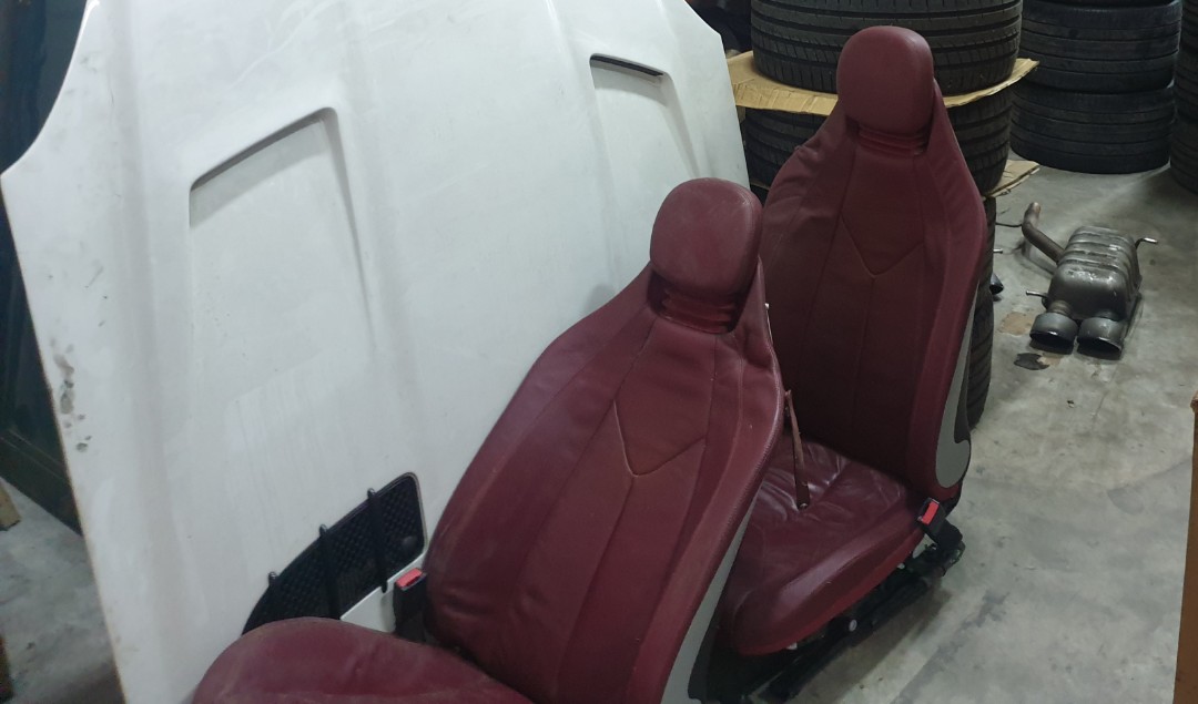 Mercedes SLK R171 Seats, Car Accessories, Accessories on Carousell