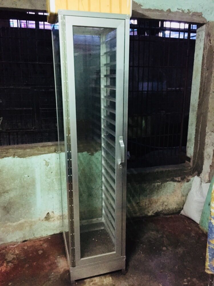 aluminum rack for pandesal, Furniture & Home Living, Kitchenware ...