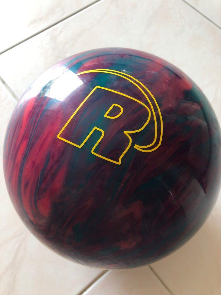 Revolution Bowling ball, Sports Equipment, Sports & Games, Billiards ...