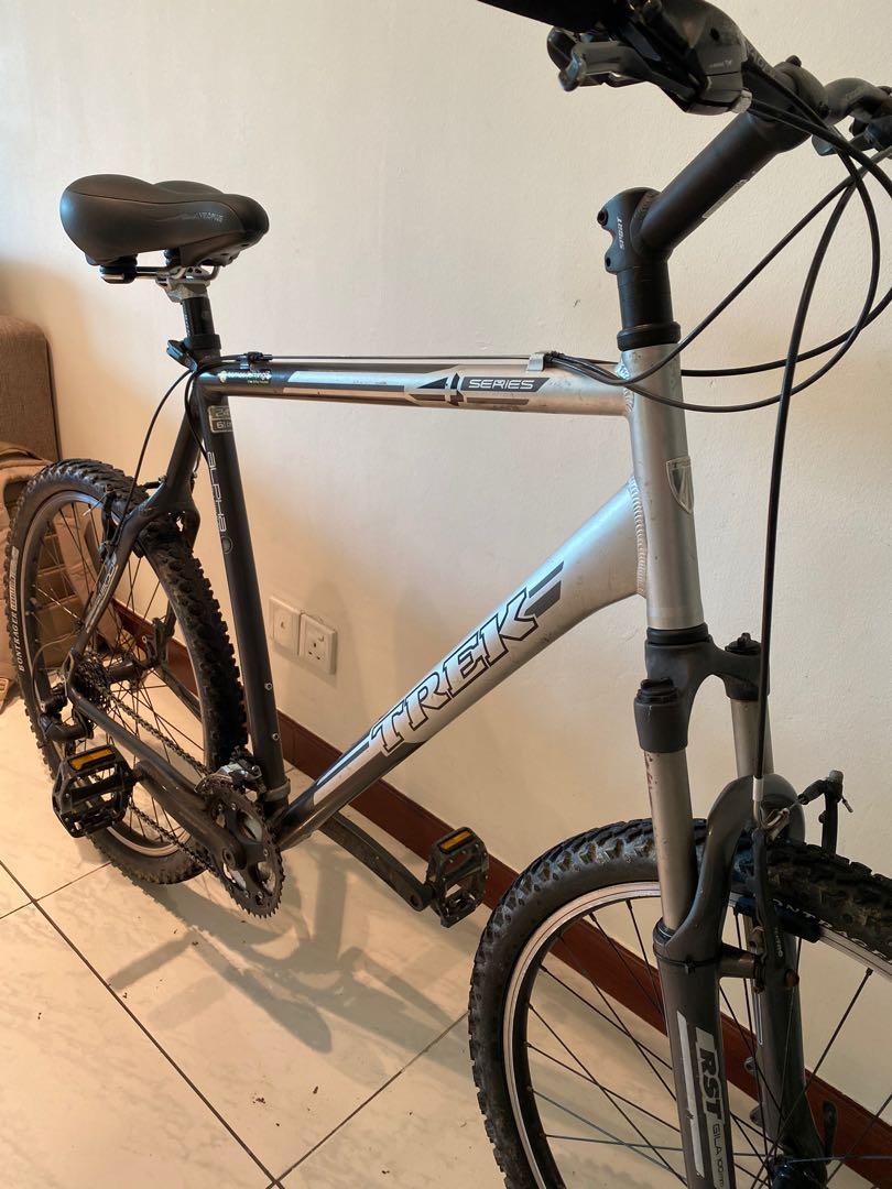 TREK bicycle Alpha Aluminium SERIES 4. FX-hibrid. BONTRAGER 26x2.0 ...