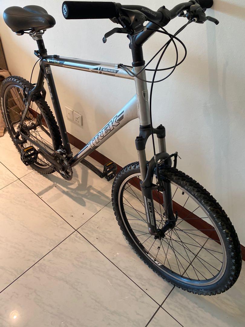 TREK bicycle Alpha Aluminium SERIES 4. FX-hibrid. BONTRAGER 26x2.0 ...